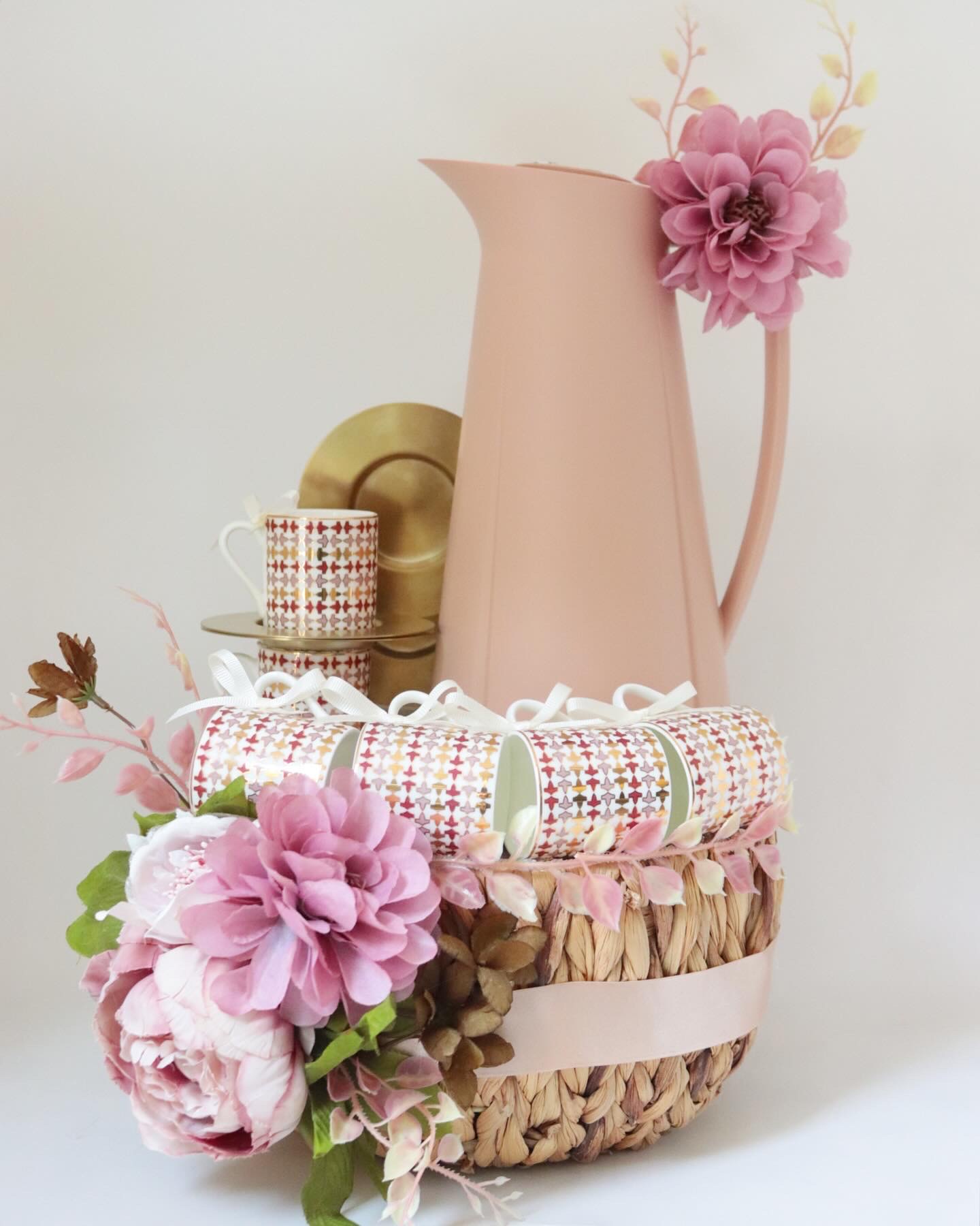 Alhambra Pink Set of 6 Gift Hamper - Plum.ae