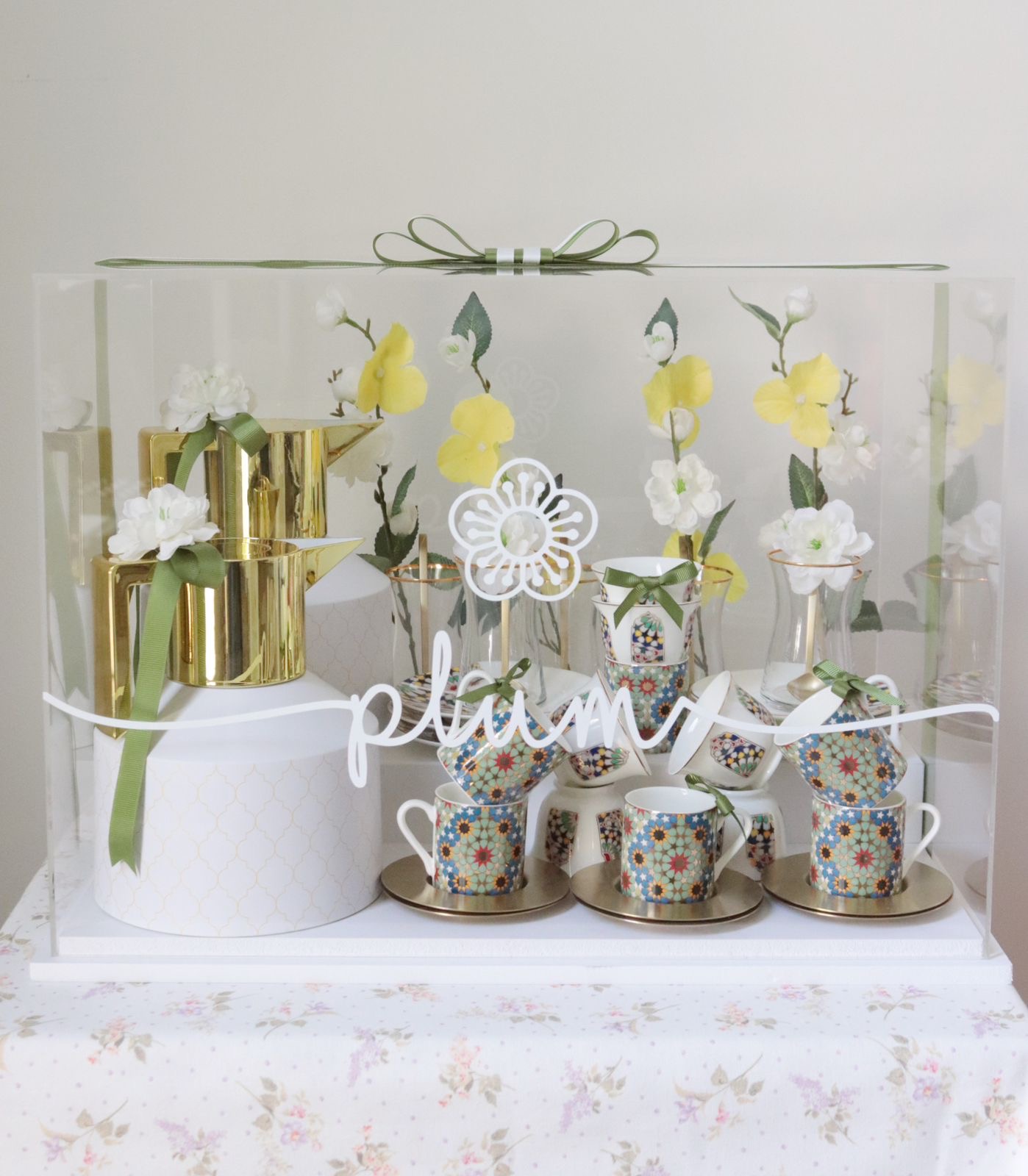 Kanz Set of 6 Acrylic Plum Gift Box - Plum.ae